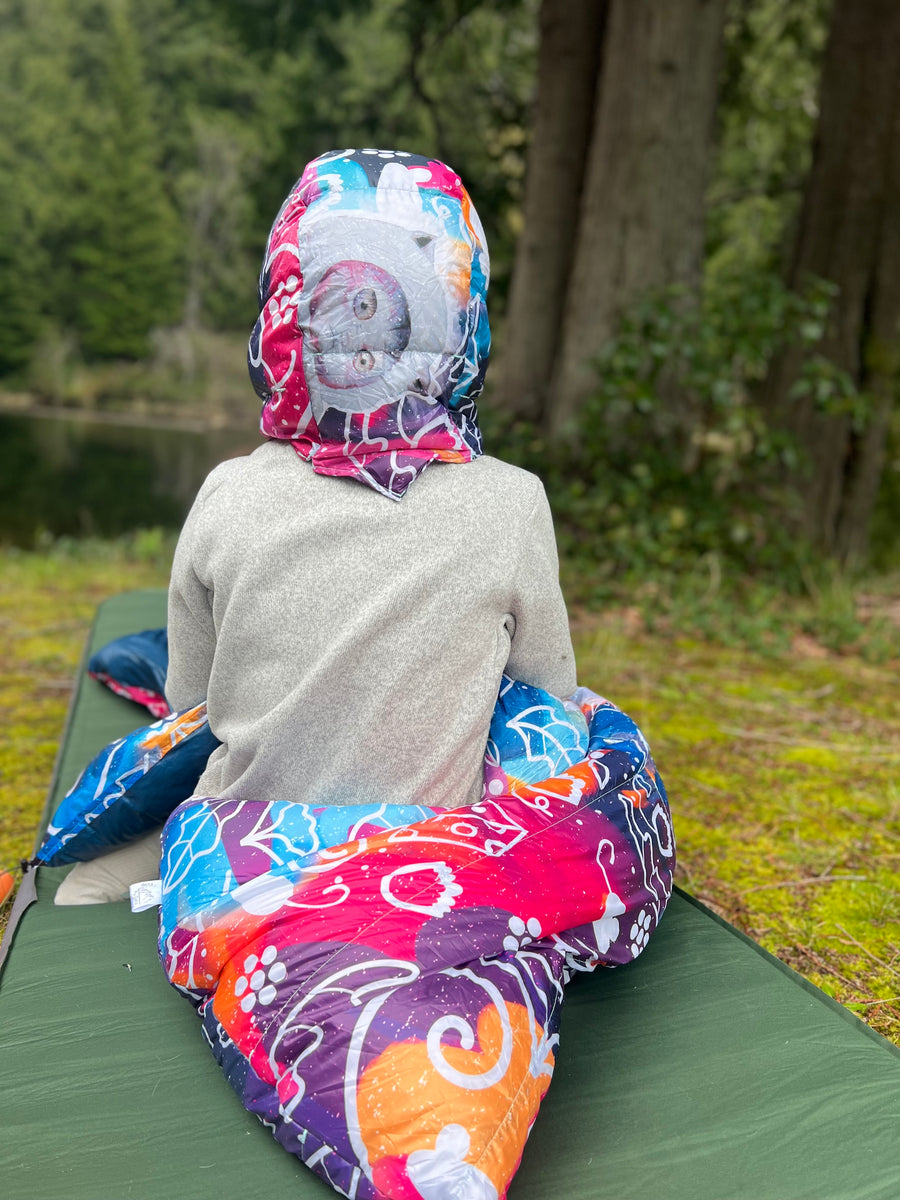 Beta by Data x Kula Creepy Victorian Cat Quilt - Made to Order – Kula Cloth